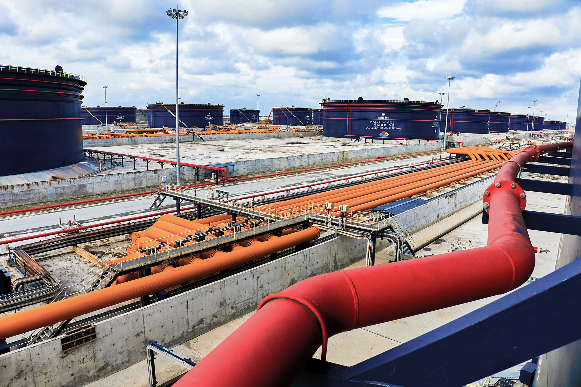 Aliko Dangote Explores Oil Trading Venture Amidst Refinery